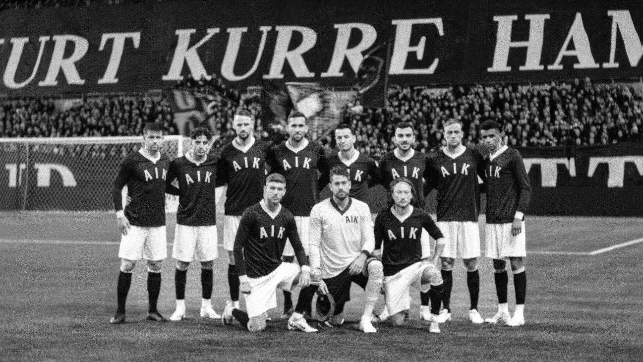 Photographer uses camera from 1897 to recreate soccer team photo - ESPN