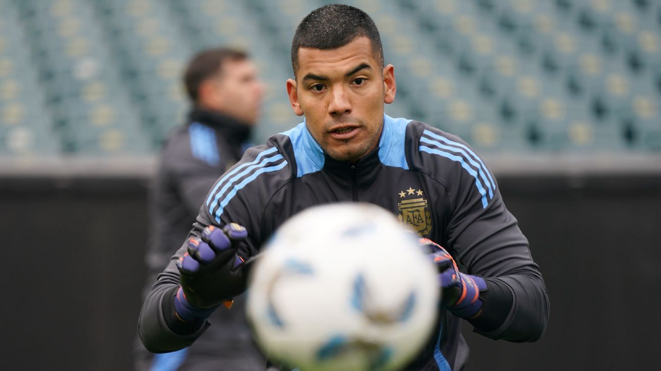 Quién es Walter Benítez, el arquero que debutó en la Selección ...