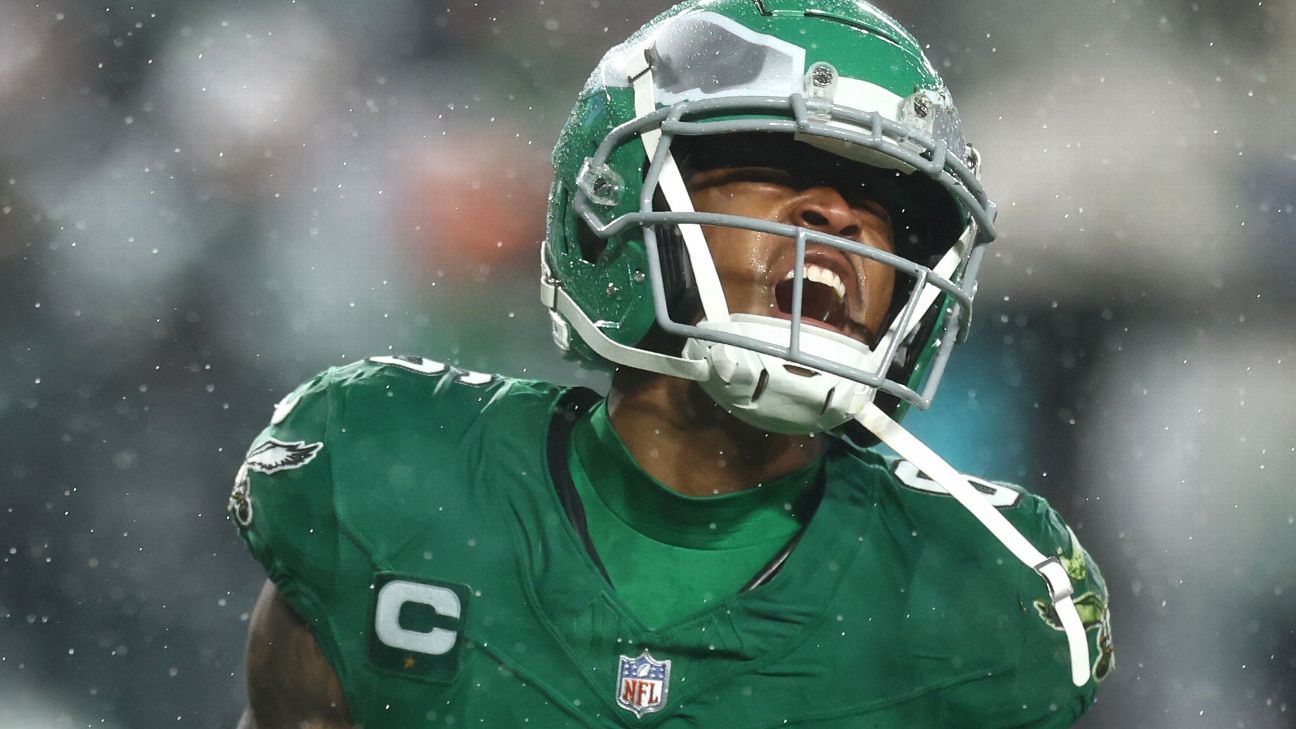 Eagles amarran a DeVonta Smith con extensión de contrato hasta 2028 - ESPN