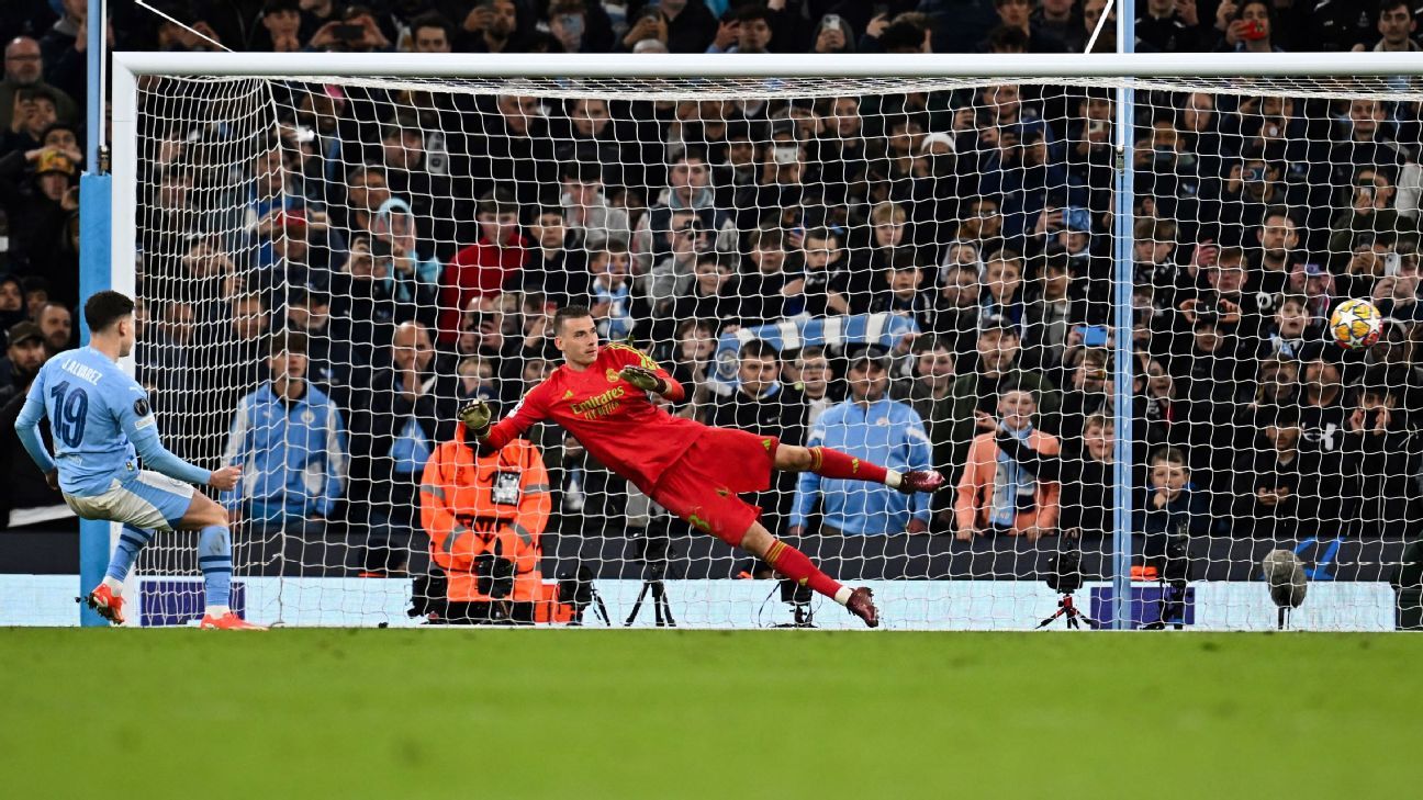 Julián Álvarez marcó su penal pero no pudo evitar la eliminación de ...