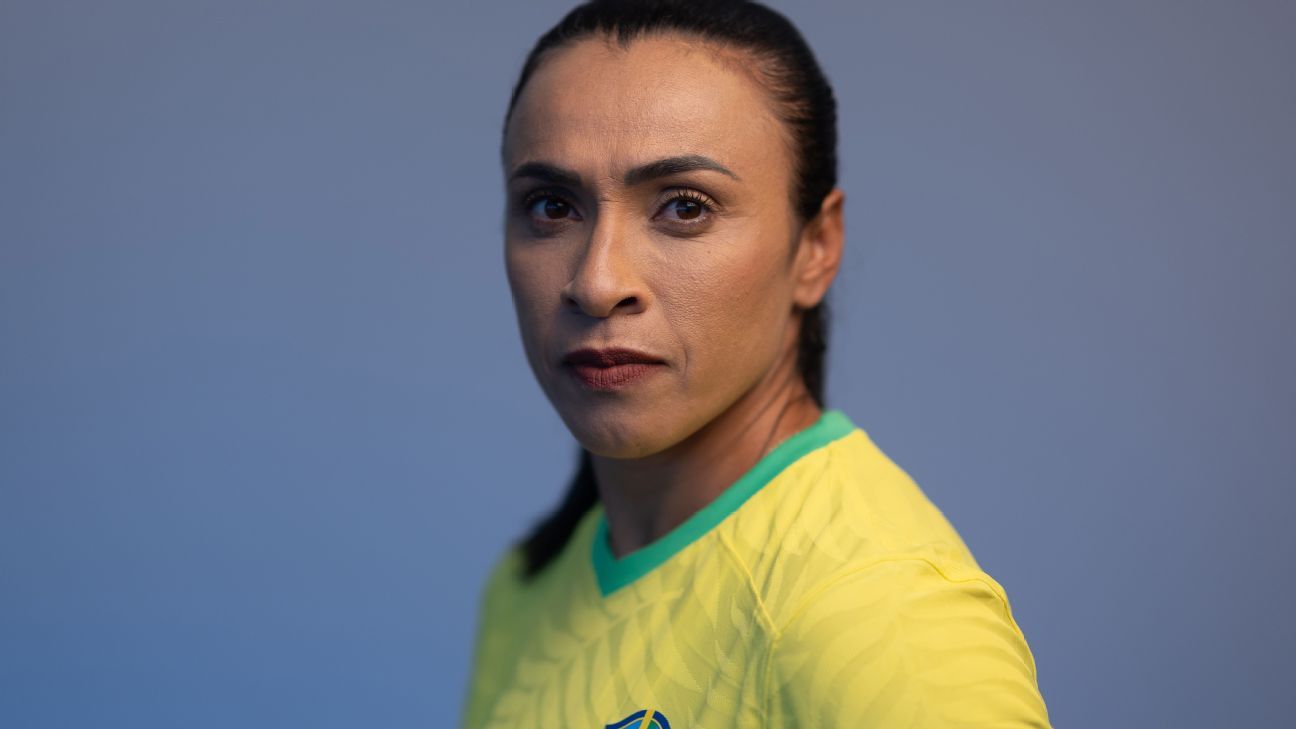 Marta anuncia data para se aposentar da seleção brasileira - ESPN