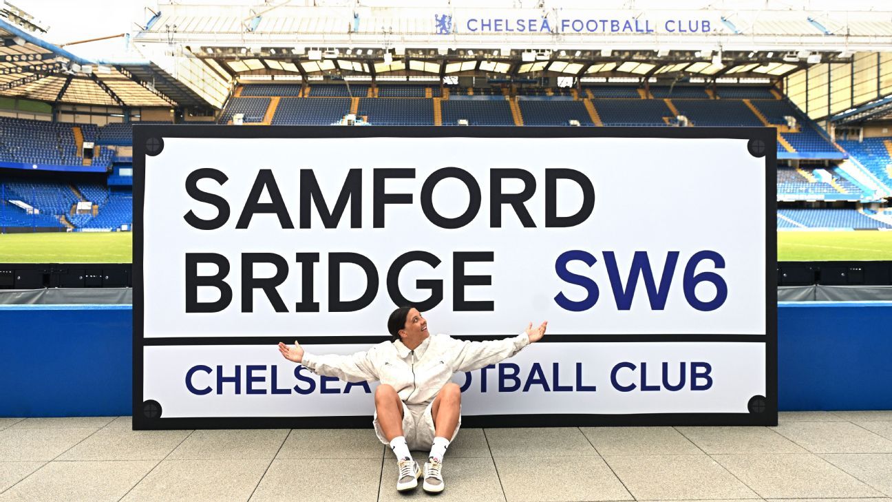 Sam Kerr signs Chelsea contract extension after exit prank - ESPN