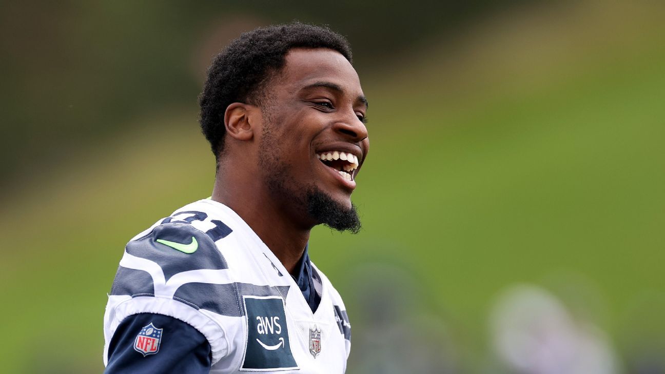 Seahawks' Devon Witherspoon becoming vocal leader in Year 2 - ESPN