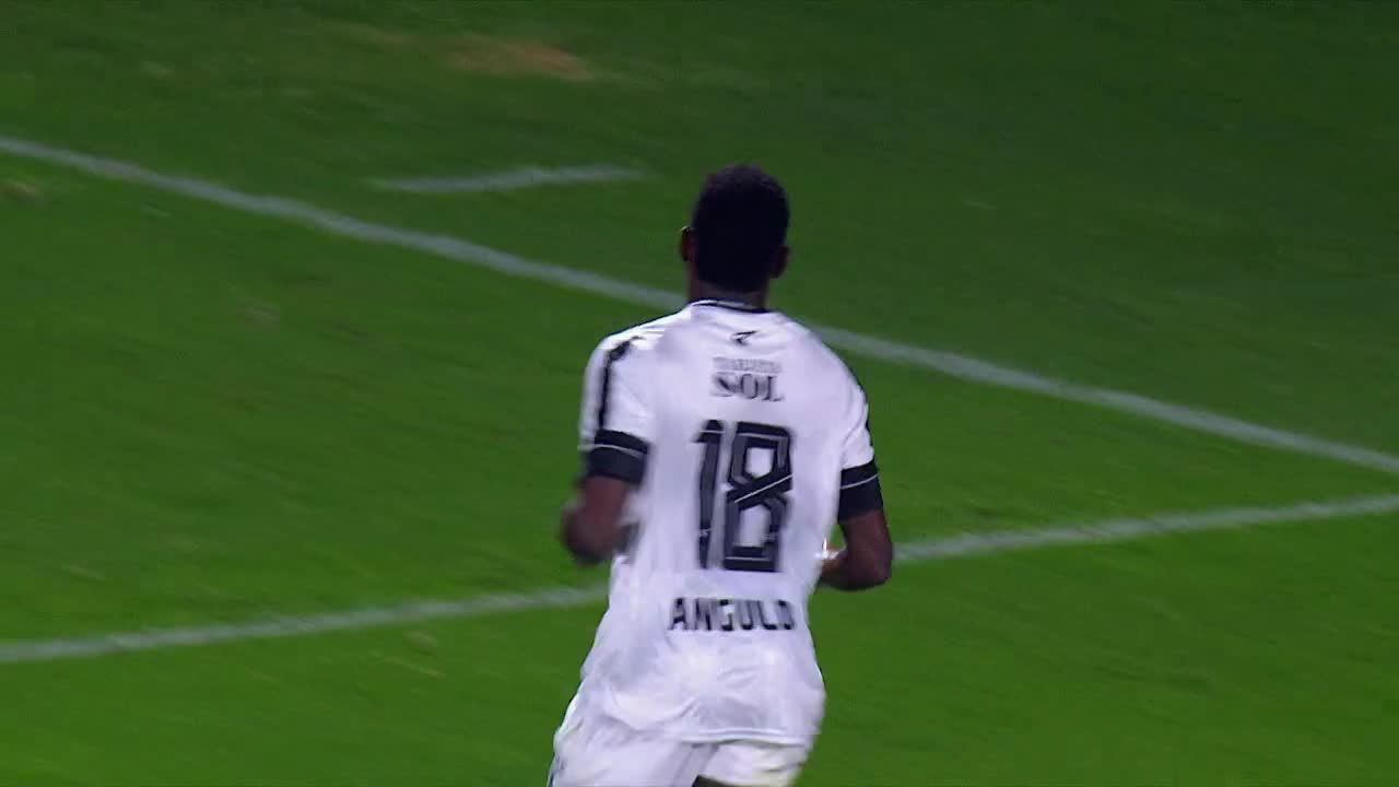 Luis Angulo definió y marcó su primer gol en el fútbol argentino para ...