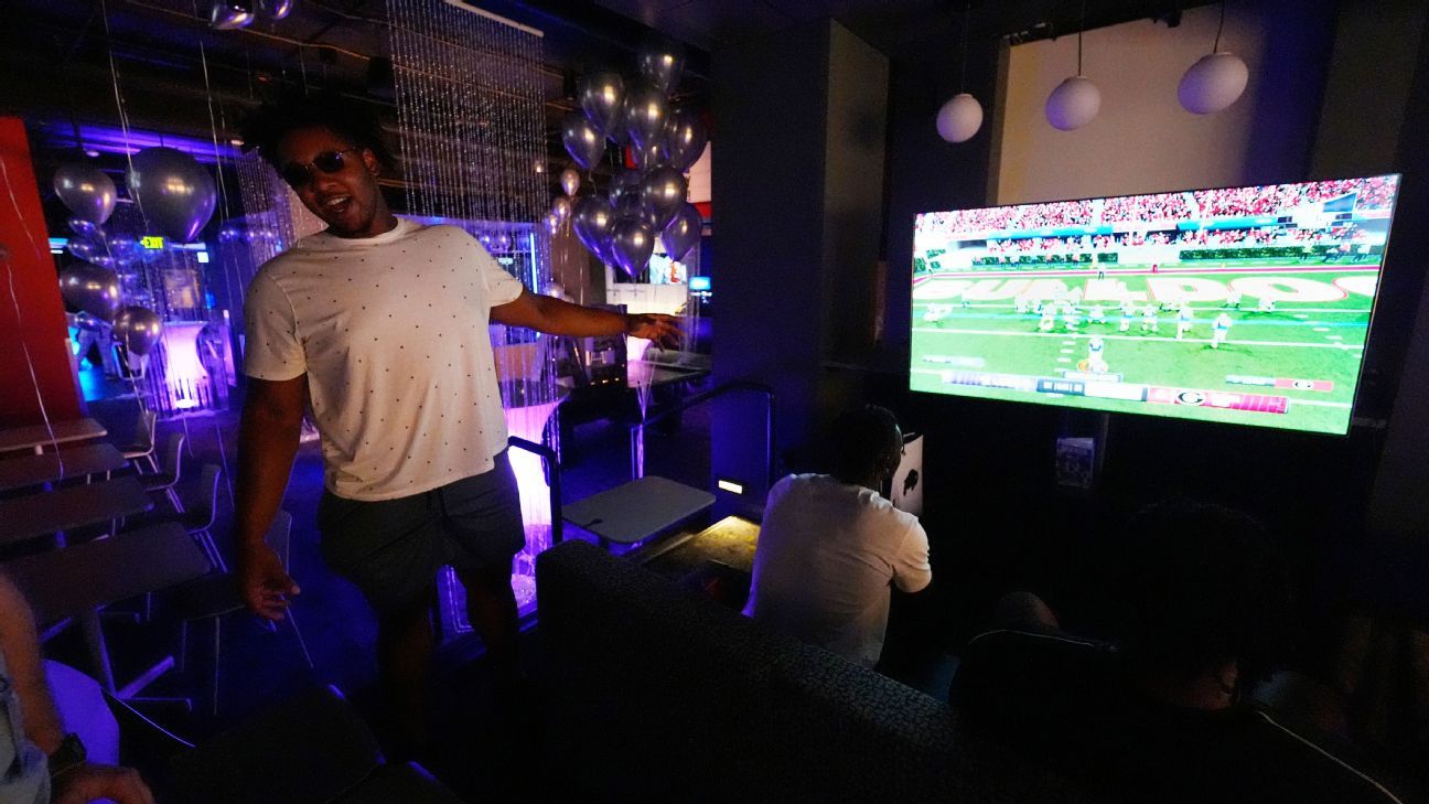 NCAA on ESPN - College Football Scores, Stats and Highlights