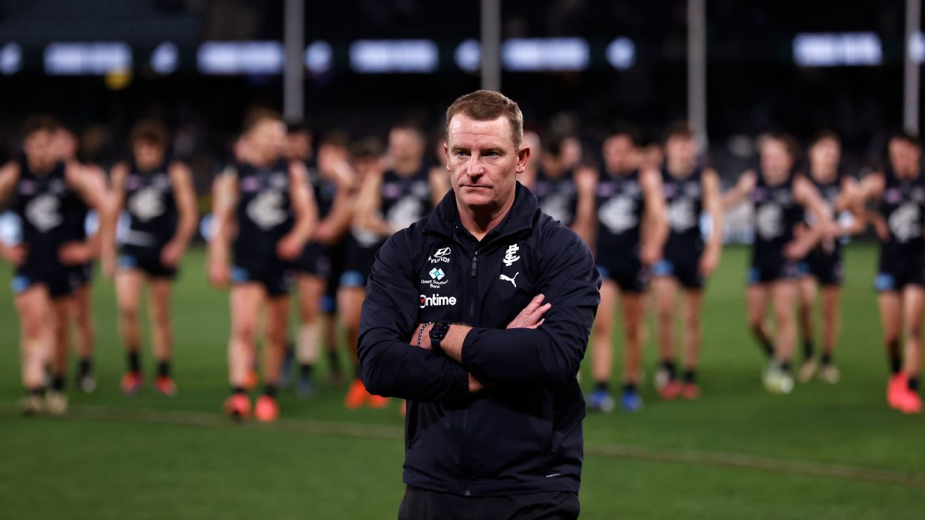 AFL: Blues' flat midfield not a concern for coach Michael Voss - ESPN