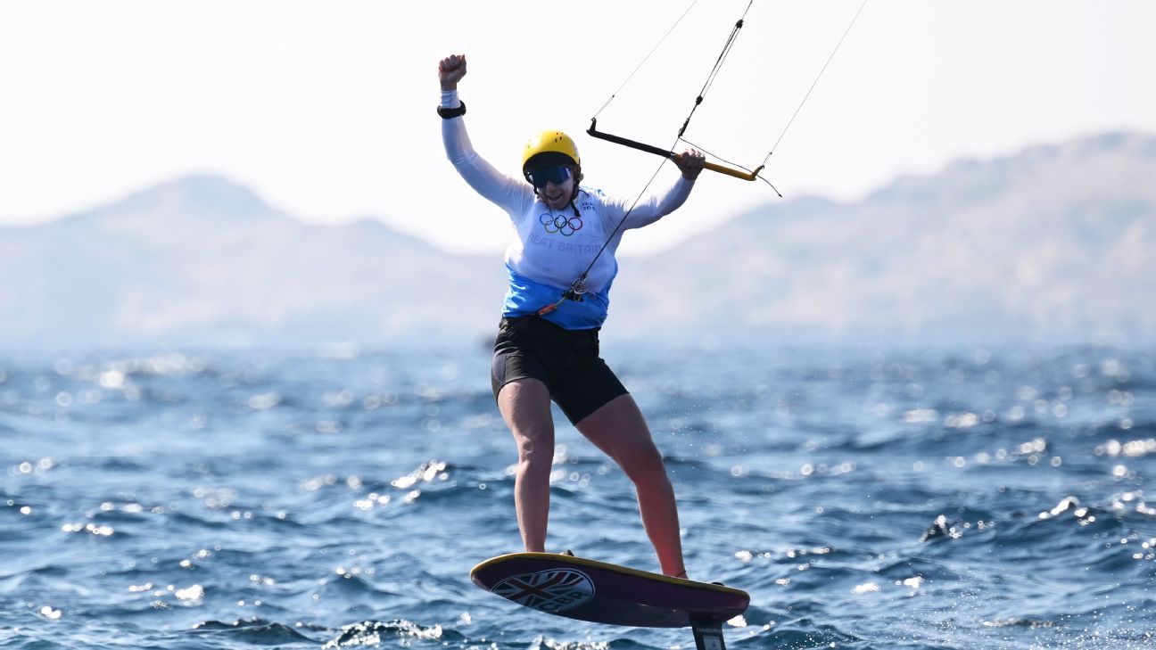 Olympics 2024: Team GB's Ellie Aldridge wins gold in kite final - ESPN