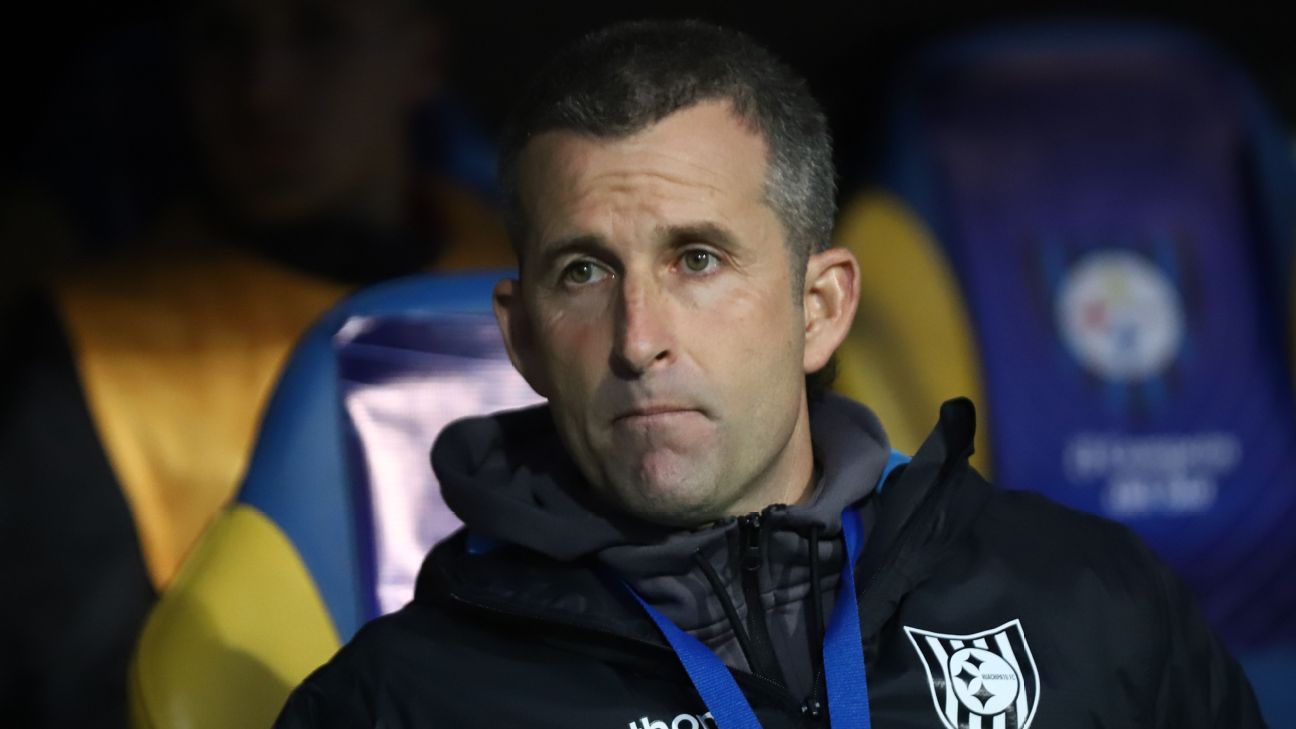 Igor Oca no continúa siendo el director técnico de Huachipato - ESPN