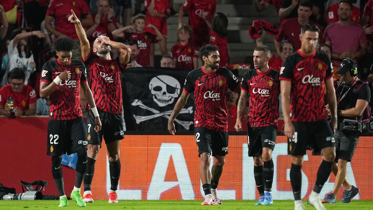 The Pirate steals Mbappe's spotlight: Moment of the Weekend - ESPN