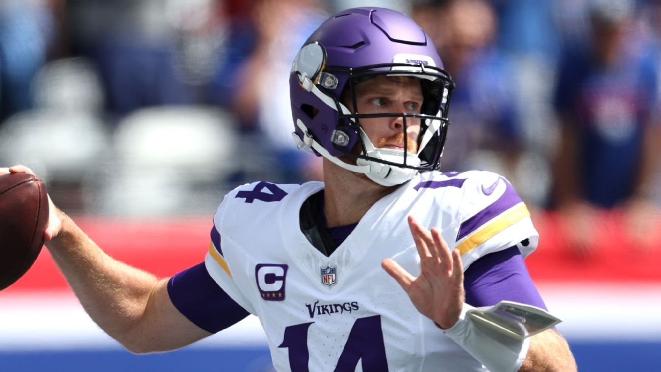 Vikings' Sam Darnold connects on second TD vs. Giants - ESPN