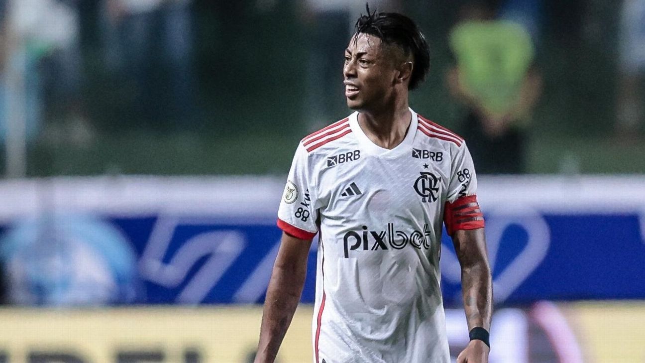 Filipe Luís sai em defesa de Bruno Henrique e pede respeito ao atacante do Flamengo - ESPN