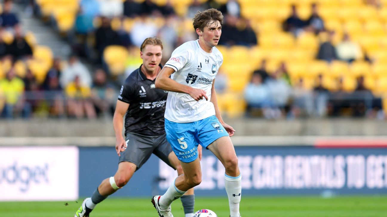 Sydney FC's Socceroo Hayden Matthews joins Pompey in $2.5m deal - ESPN