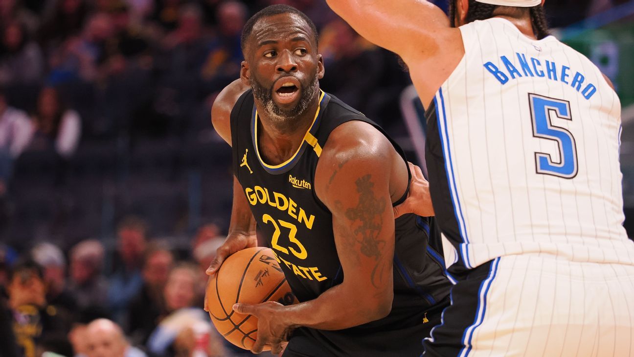 Warriors' Draymond Green returns to starting lineup in win - ESPN