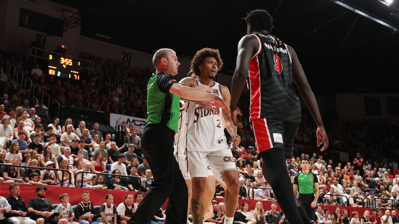 NBL: Kings star Adams free to play despite ugly eye poke - ESPN