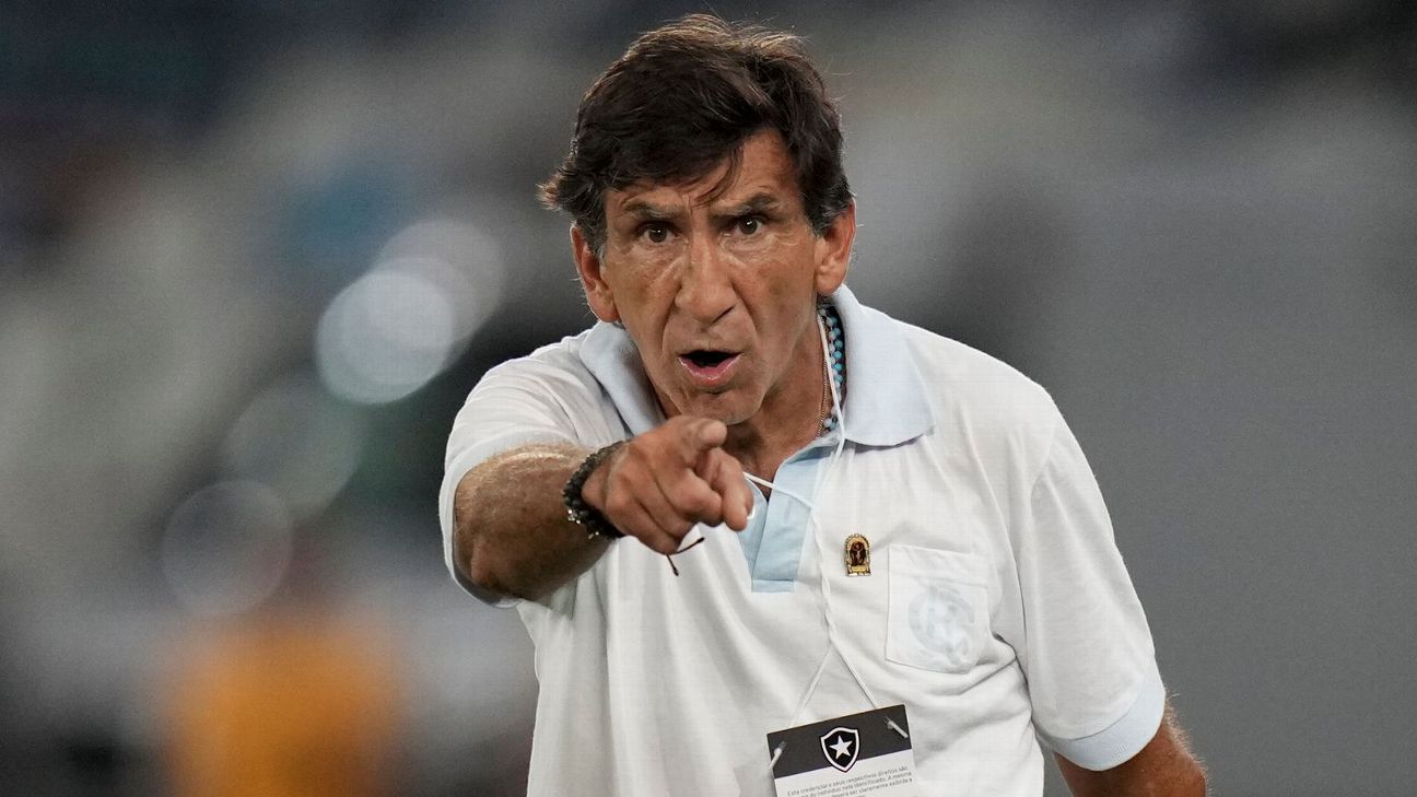 Costas dio su visión del bajón de Racing y prometió ir "por todo" - ESPN
