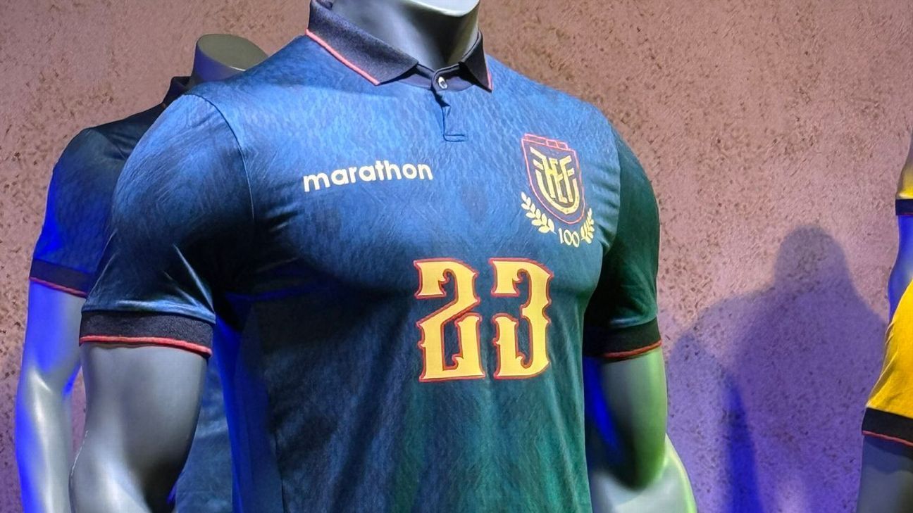 La FEF reveló su colección de camisetas por su centenario - ESPN