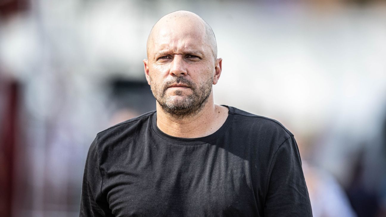 Primero como jugador, luego como asistente, ahora como DT: la vuelta de ...