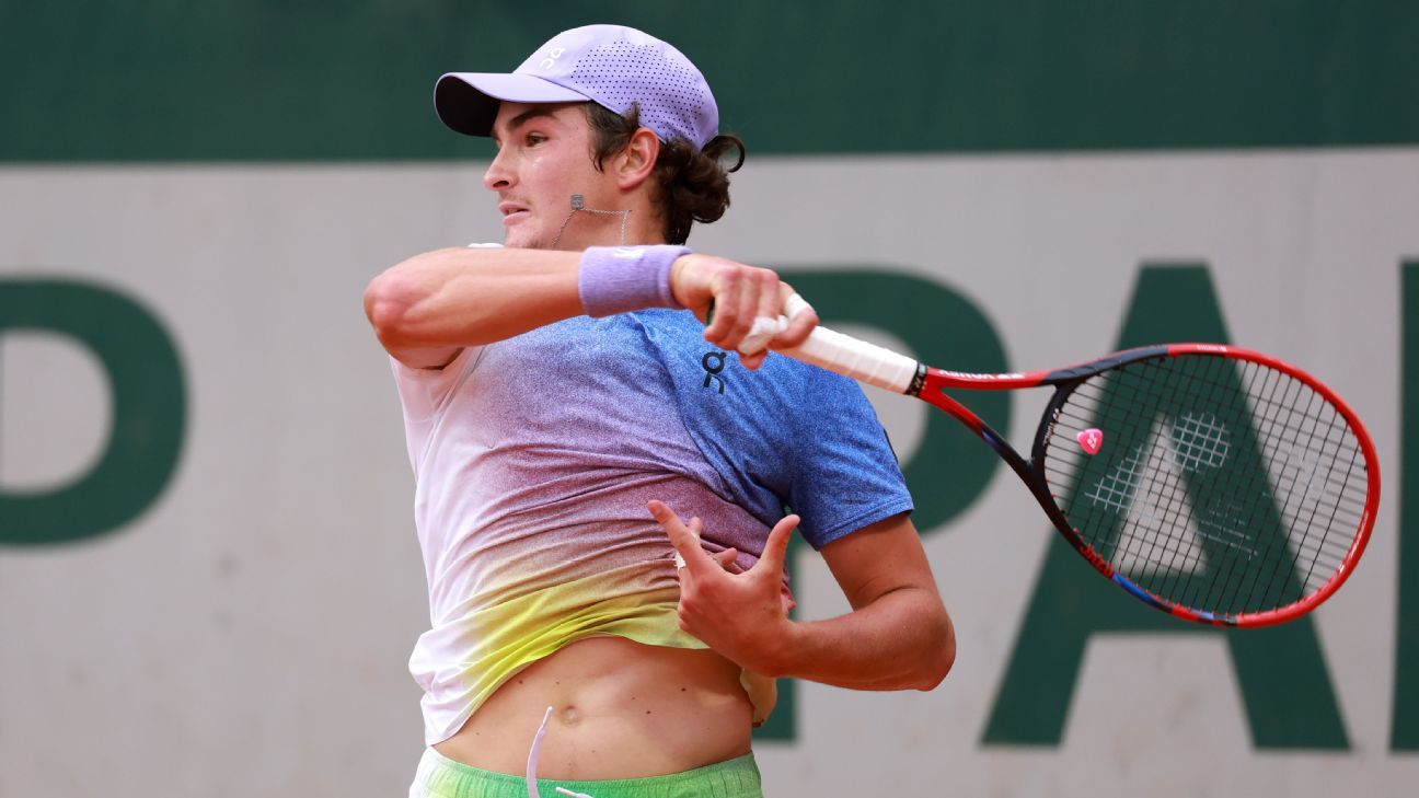 João Fonseca passa por cima de polonês e se garante na 2ª rodada de Roland Garros - ESPN