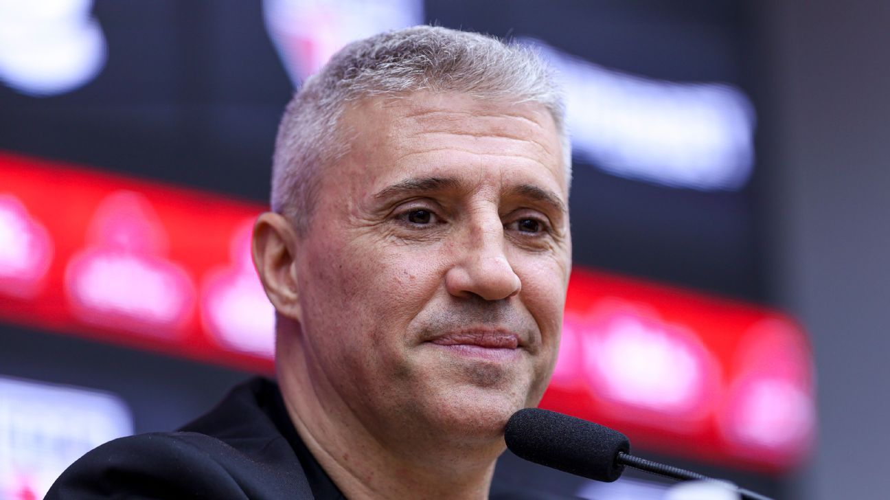 Crespo fue presentado como nuevo DT de Sao Paulo - ESPN