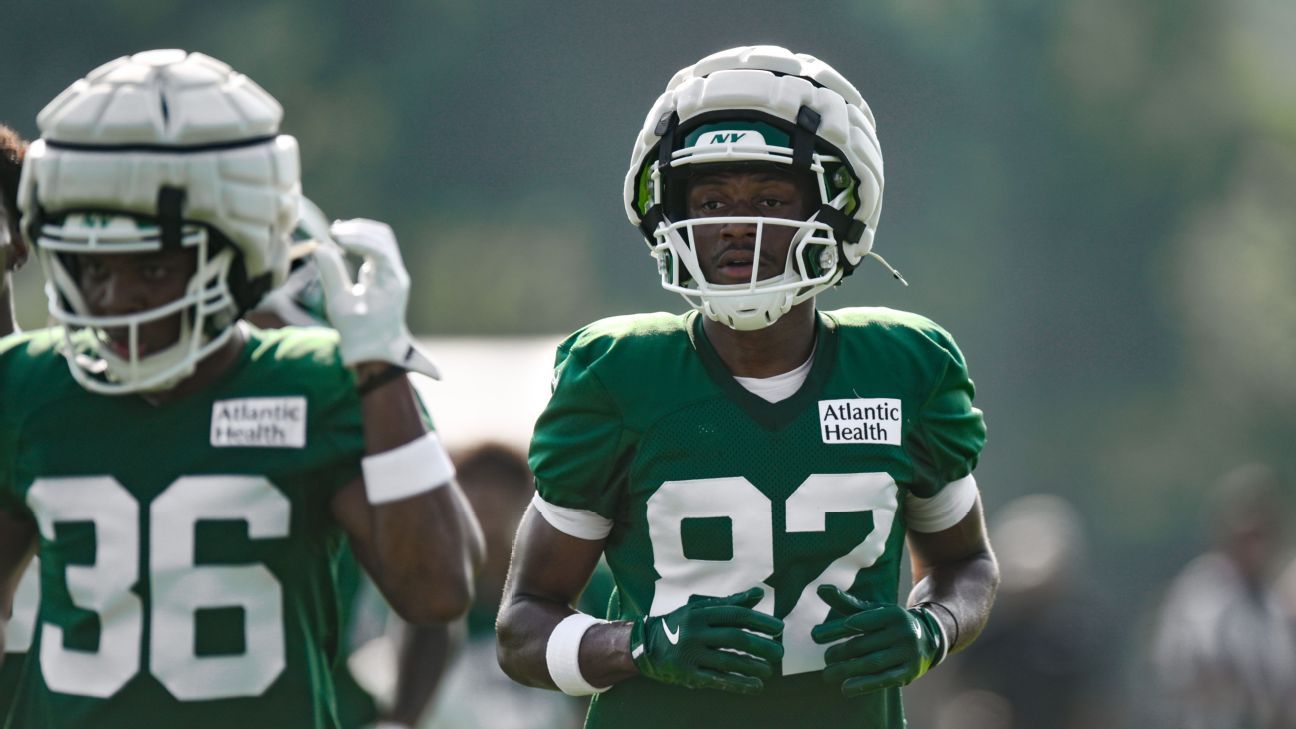 Does Jets QB Fields have enough help at WR to be successful? - ESPN