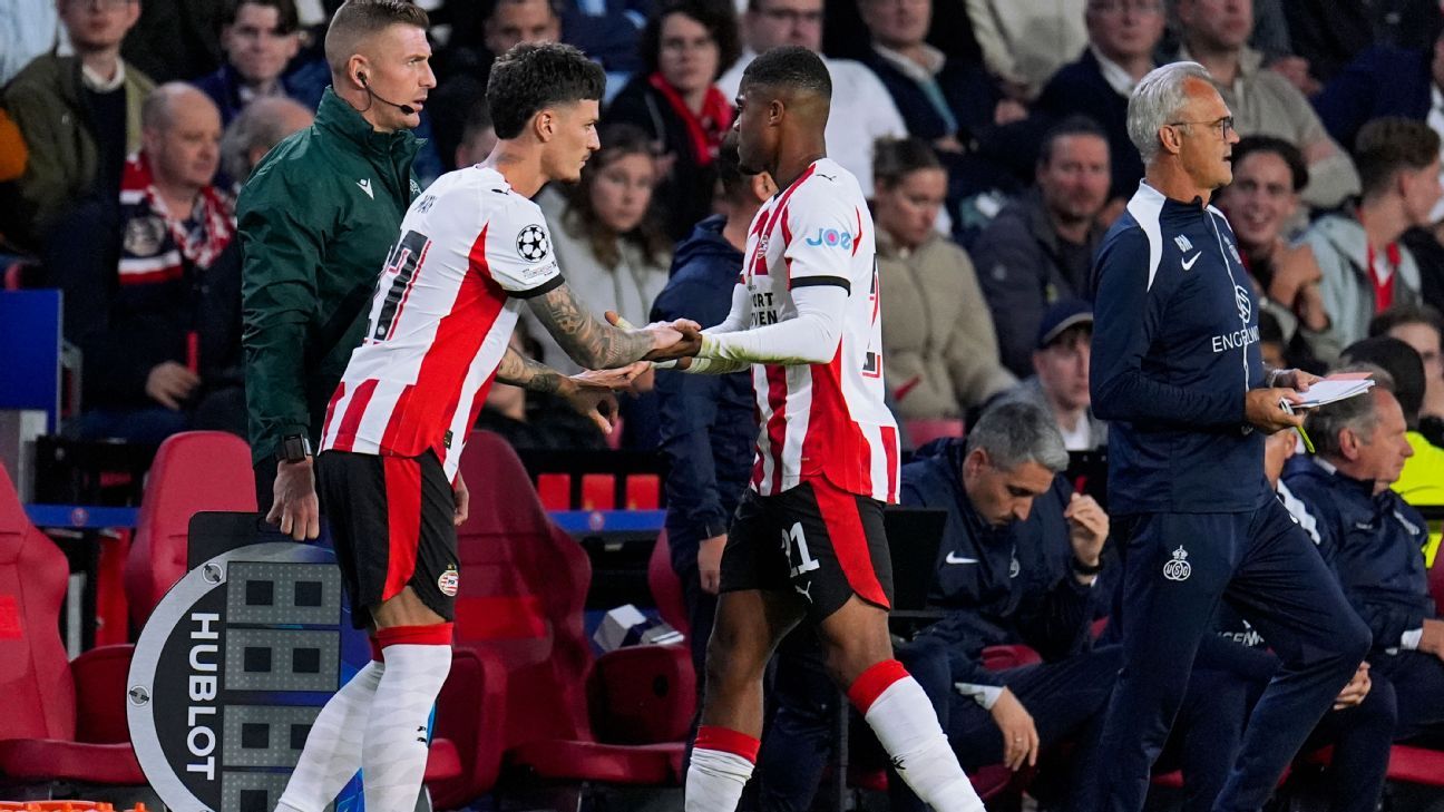 PSV bevestigt: Boadu en Sildillia wekenlang aan de kant met ...