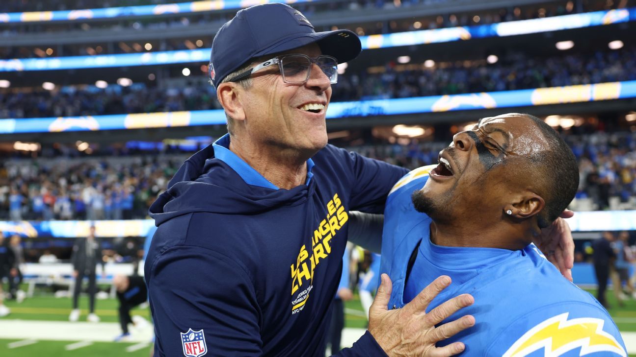 Chargers' jabs at Eagles lead NFL Week 14 trolls - ESPN