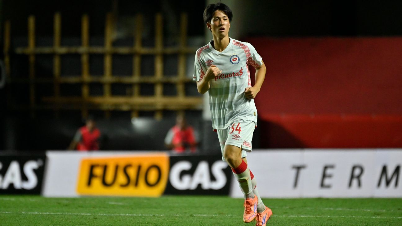 Quién es Ryoga Kida, el japonés que debutó en Argentinos Juniors y se ...