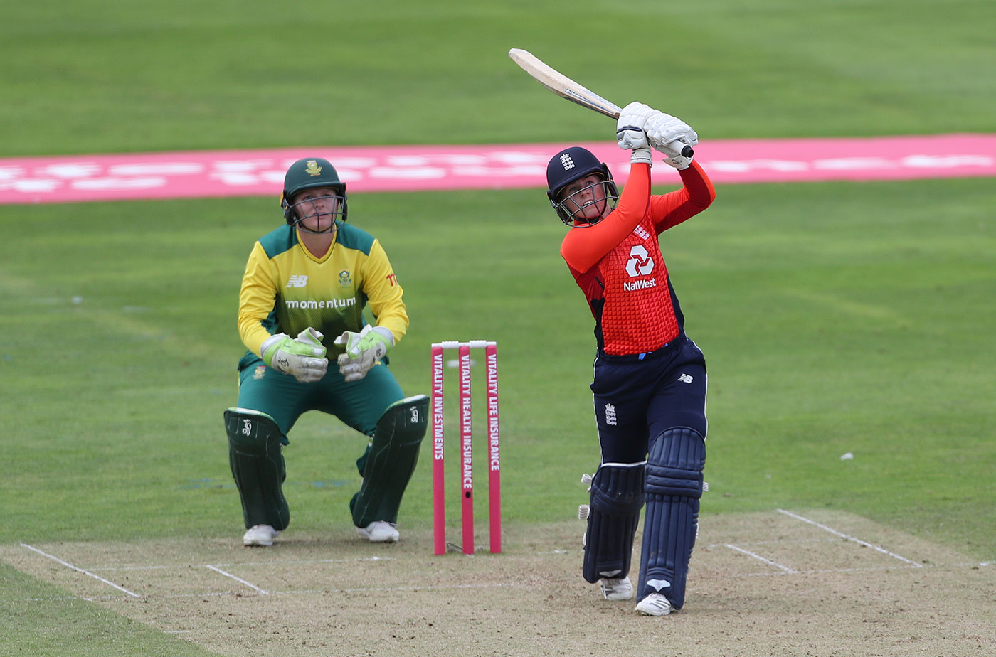 Cricket Video - England Women vs South Africa Women, England Tri-Nation T20 Women's Series, 2nd ...