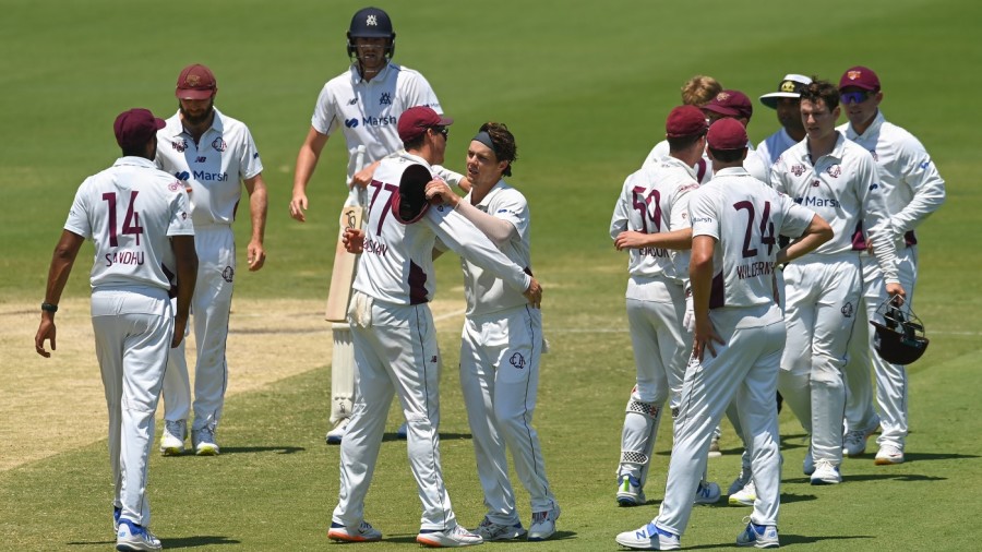 Queensland beat Victoria by an inns & 104 runs - Queensland vs Victoria ...