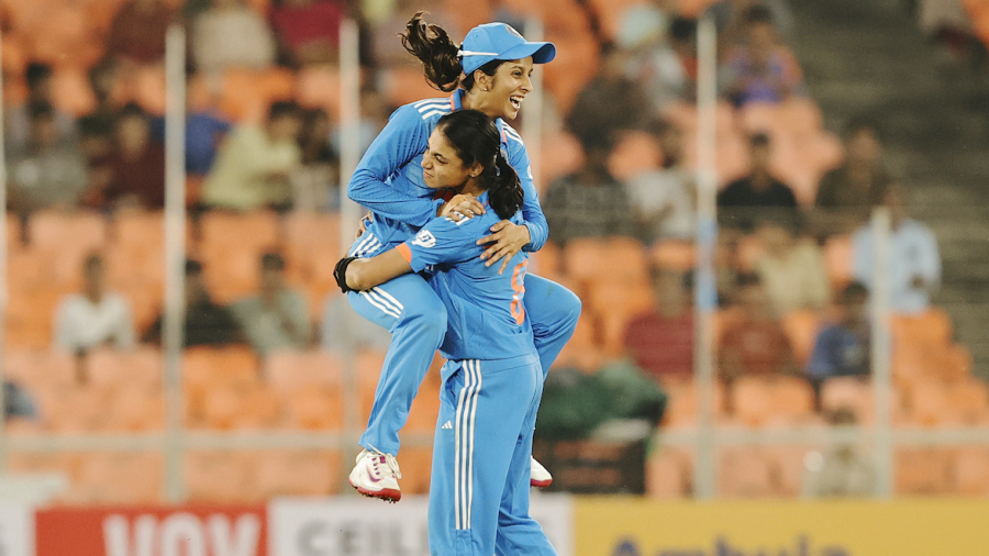 Cricket Video - India Women vs New Zealand Women 1st ODI 2024 Match ...