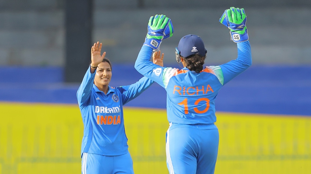 Cricket Live Scores, Stats, Schedules, Fixtures & News