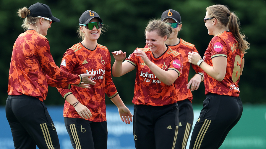 Full Scorecard of The Blaze Women vs Hampshire Women, Vitality Blast ...