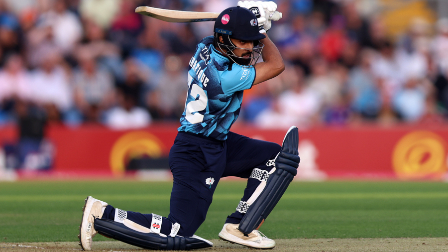 Get Ball by Ball Commentary of Leicestershire vs Yorkshire, Vitality ...