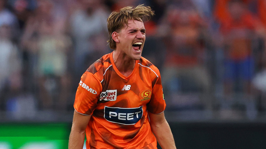 Get Ball by Ball Commentary of Perth Scorchers vs Sydney Sixers, Big ...