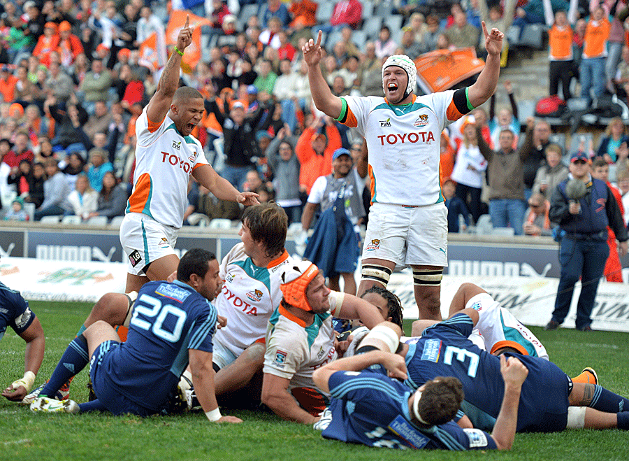 Star Men - #Top15: Brett McKay selects ESPNscrum Super Rugby Team of ...
