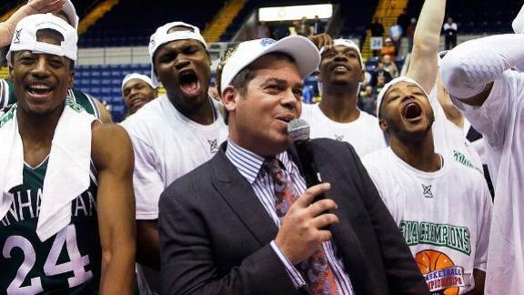Steve Masiello completes degree - ABC7 Los Angeles