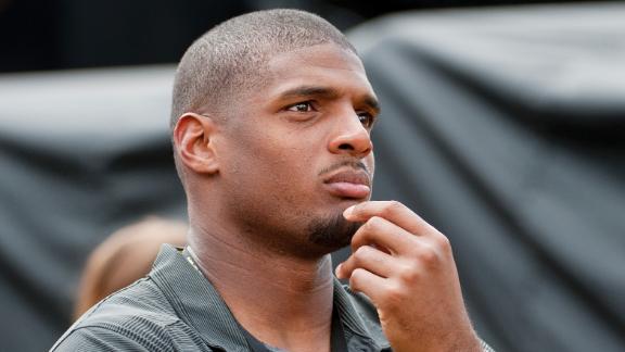 Michael Sam gets chance with Dallas - ABC7 Los Angeles