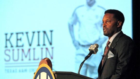 Kevin Sumlin staying at Texas A&M - ABC7 New York