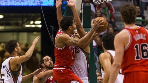 Derrick Rose scores 34 as Bulls thwart Bucks in double OT, go up 3-0 ...