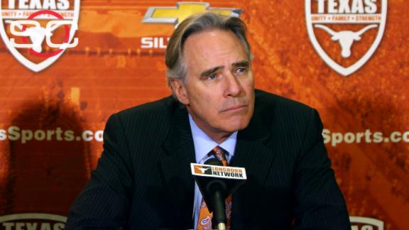 Mike Perrin introduced at Texas, offers support for Charlie Strong ...