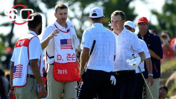Americans seize 4-1 lead after first Presidents Cup session - ABC7 Chicago