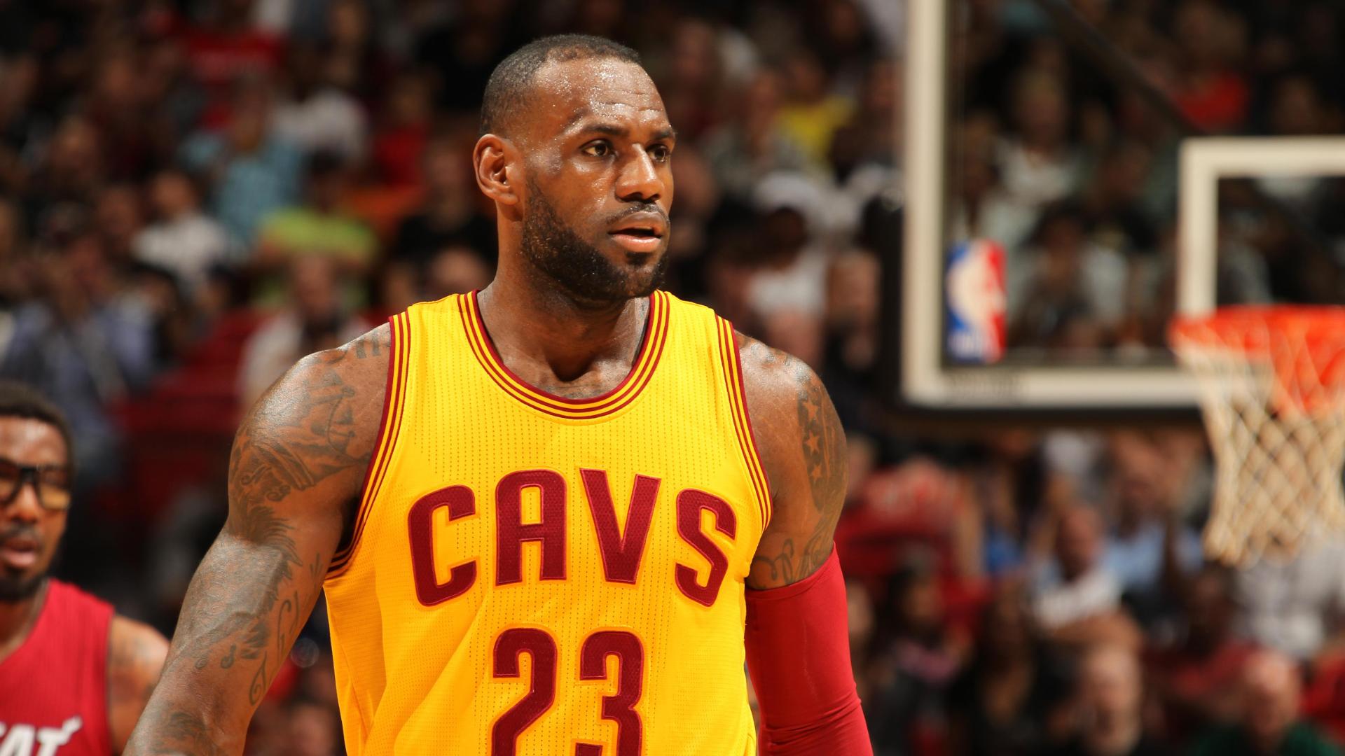 LeBron James 'getting more locked down' after meeting with coach, GM ...