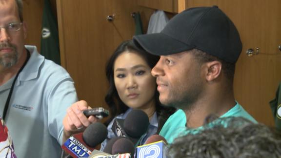 Packers' Randall Cobb vows never to wear game microphone again - ABC7 ...