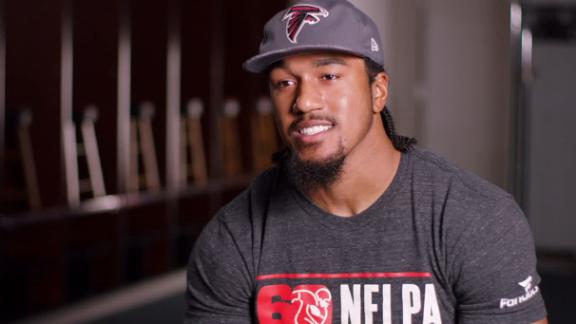 Super Bowl prop surprise: Beasley as MVP generating most bets - 6abc ...