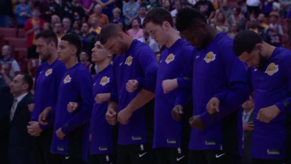 Lakers coach Luke Walton: Locking arms for anthem shows unity - ABC7 ...