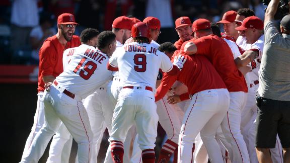 Scioscia says he's leaving Angels after 5-4 win over A's - ABC7 Los Angeles