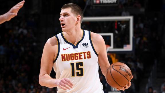 Jokics Triple Double Helps Nuggets Beat Knicks 115 108 Abc7 New York