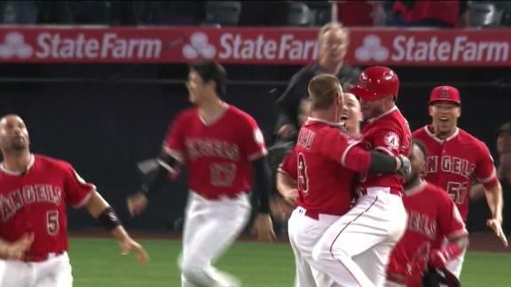 Garneau's double in 9th gives Angels 10-9 win over A's - ABC7 Los Angeles