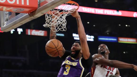 Davis' 26 send Lakers past Heat 95-80 for 7th straight win - ABC7 Los ...