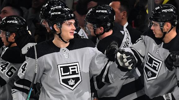 Kings cool Jets' November roll with 2-1 win - ABC30 Fresno